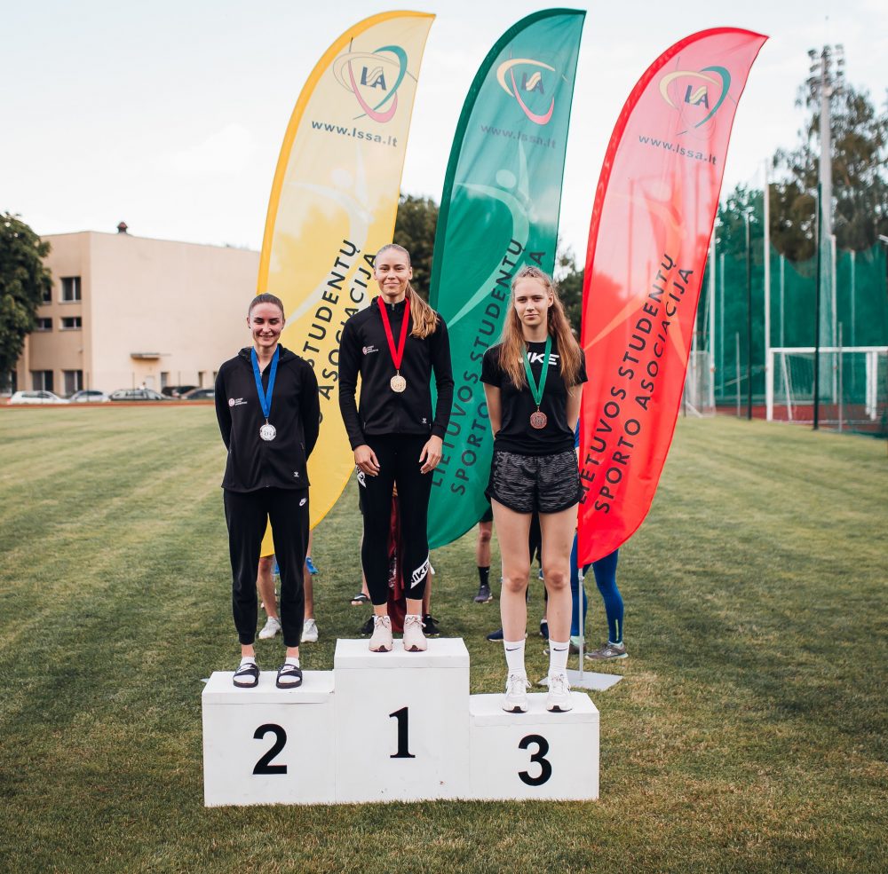 LSU 1 ir 2 v | Lietuvos sporto universitetas